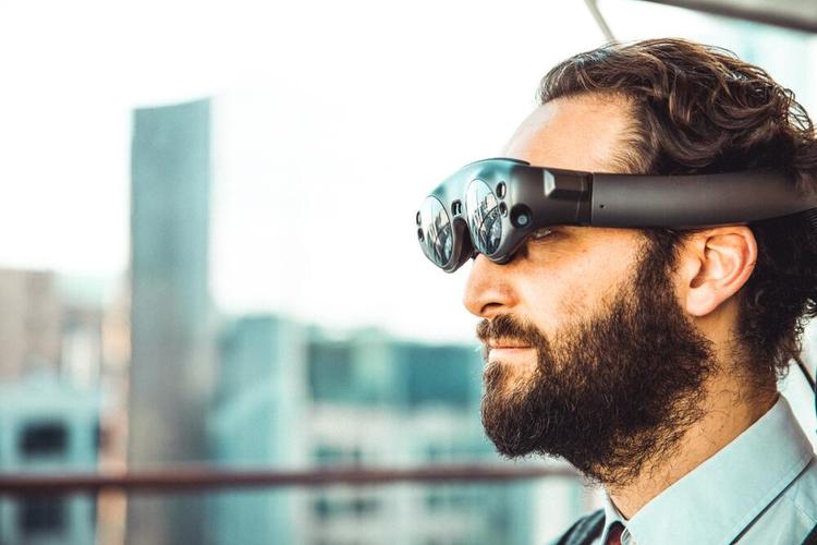 Virtual Reality in 2023: Current Trends and Insights